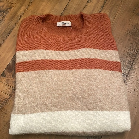 MACARON | Sweaters | Macaron Medium Like New Oversized Sweater | Poshmark